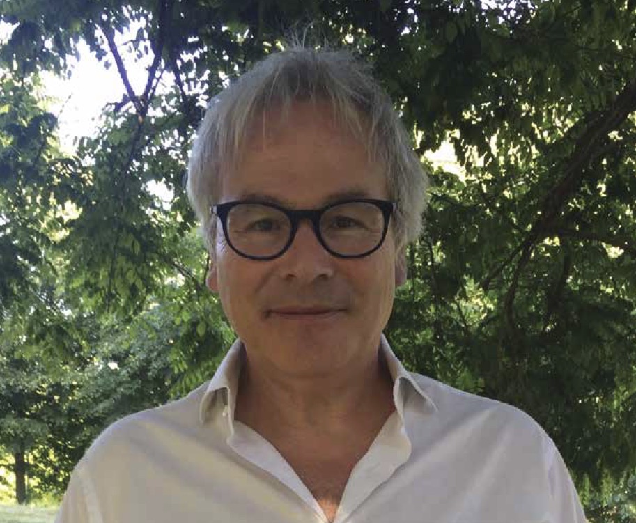 BEYOND | About Stephen Walker